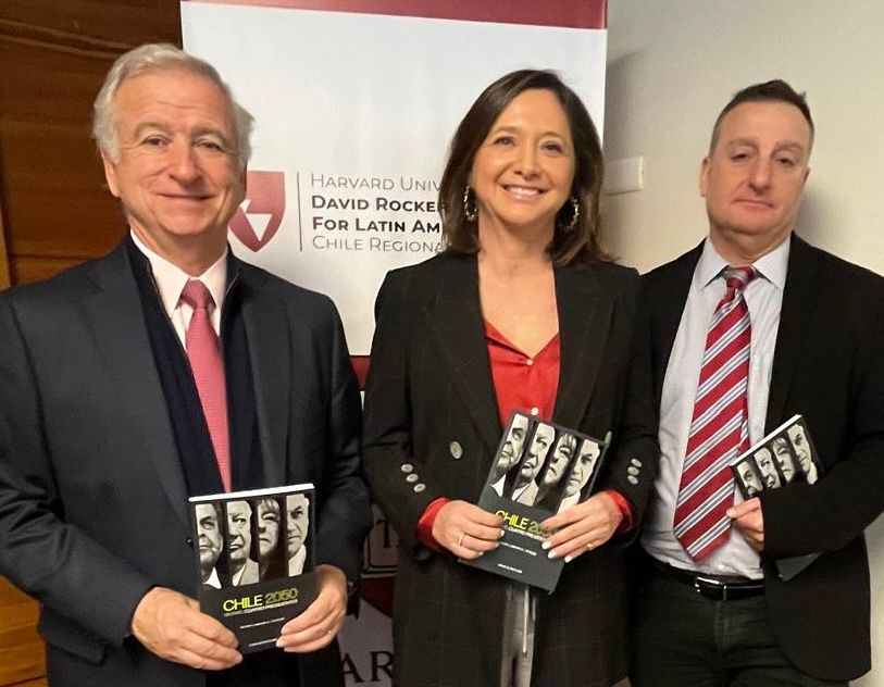 Clapes UC | Felipe Larraín presentó libro “Chile 2050: Un País. Cuatro ...